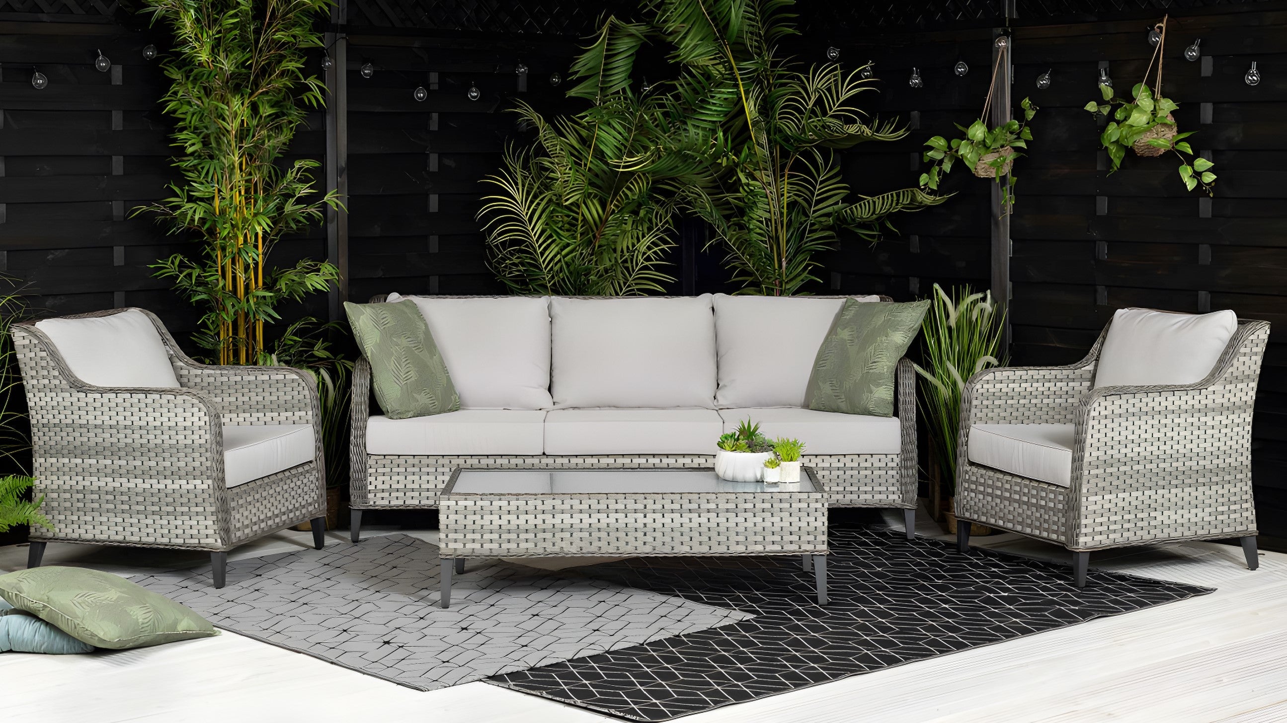 City furniture patio store